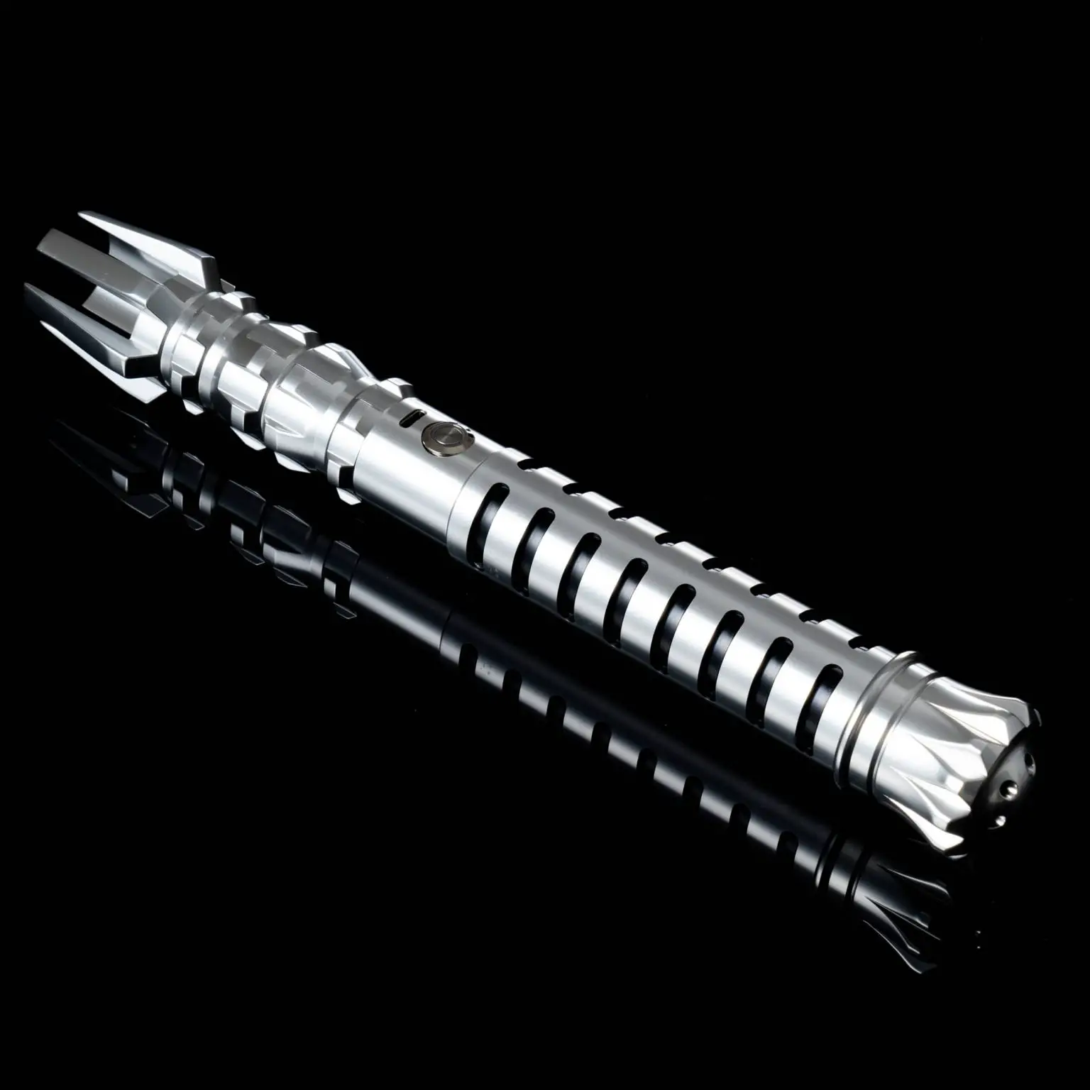 Purchase Claws-Saber Online | SABERDEFIANT